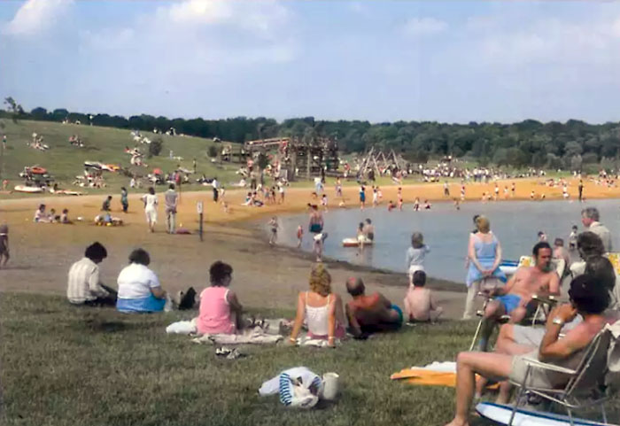 The Beach at Ferry Meadows - PETERBOROUGH IMAGES ARCHIVE